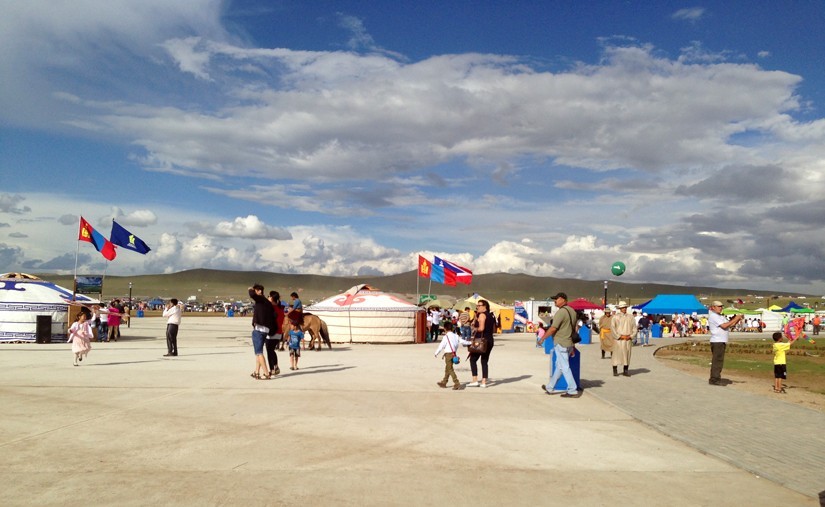 Худалдаа эрхлэх зөвшөөрлийг ирэх сарын 1 нээс олгоно