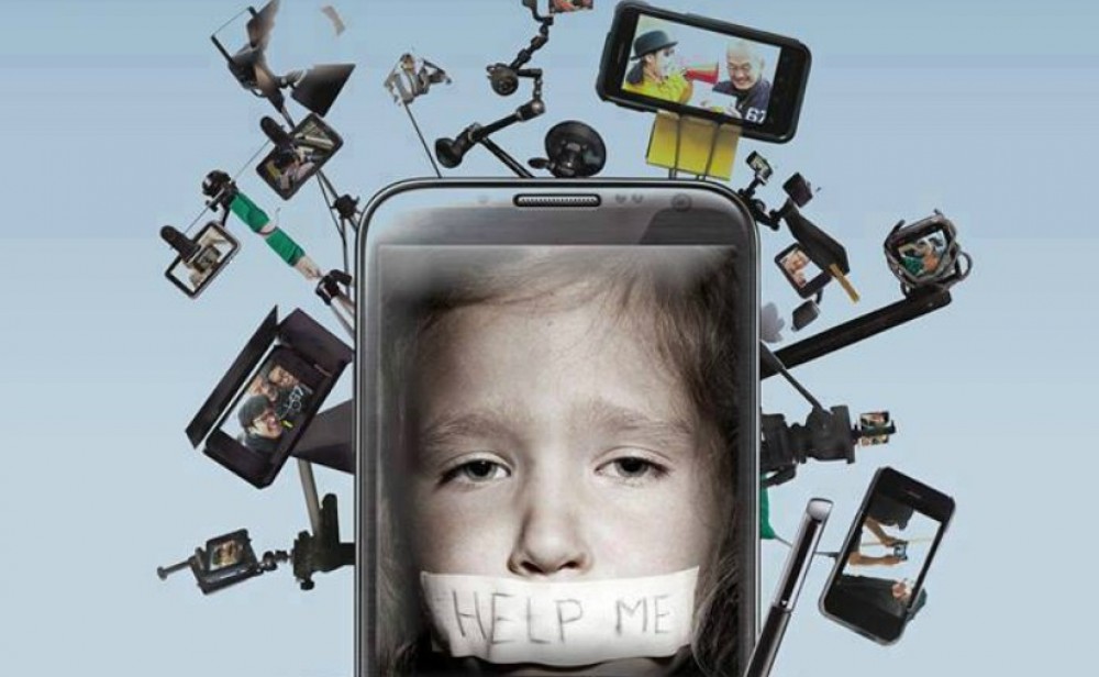 Хүүхдийн хүчирхийллийн эсрэг Уран бүтээлээр тэмцэж болно