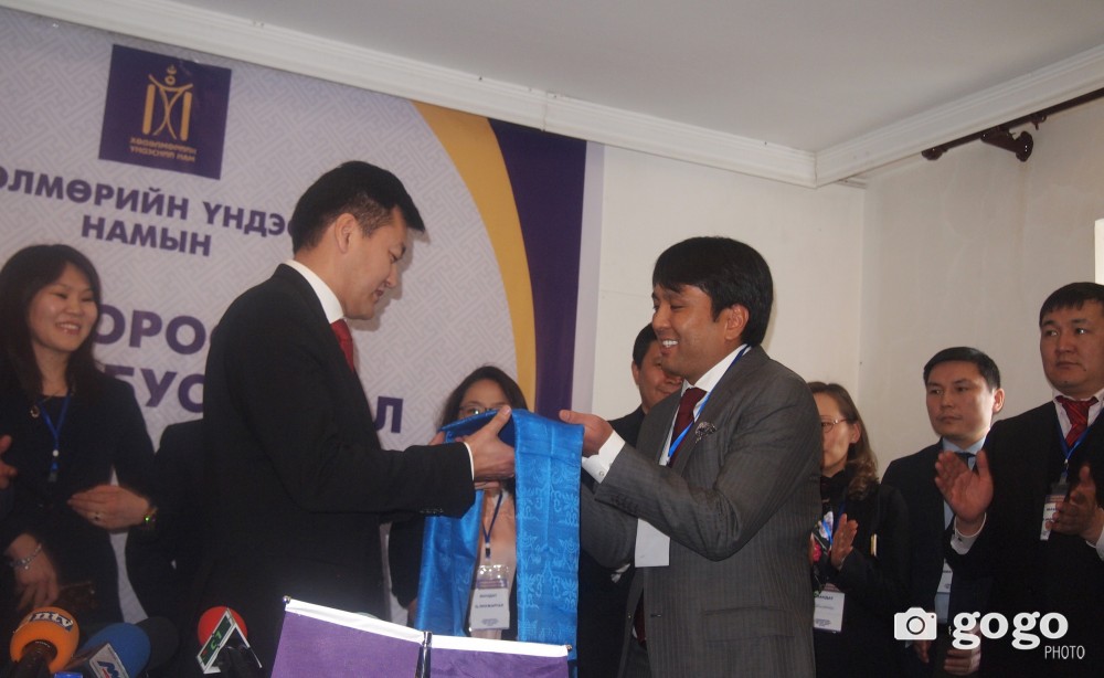 С Ганбаатарыг ХҮН ын даргаас огцруулж Б Найдалааг сонголоо