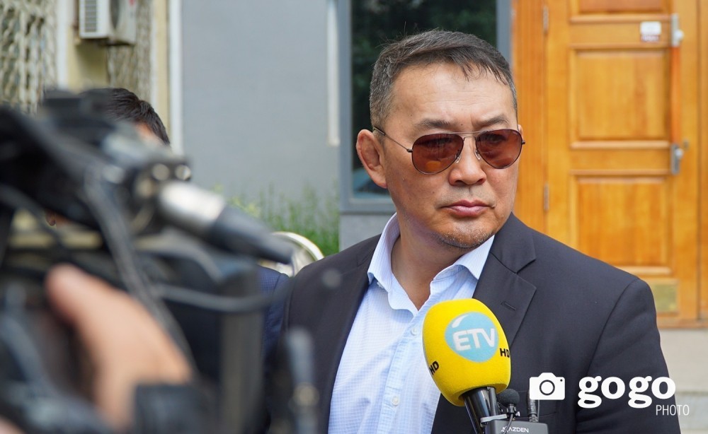 Х Баттулгын хилийн хоригийг хүсэлтийнх нь дагуу түр цуцалжээ