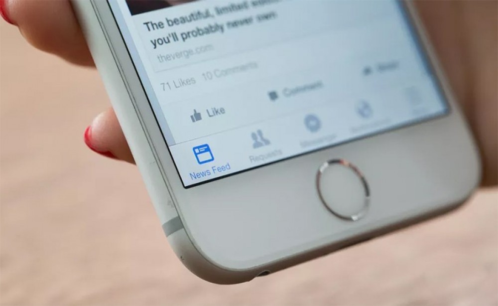 Facebook: Манай бета орчуулагч өрсөлдөгчийнхөөс 9 дахин хурдан