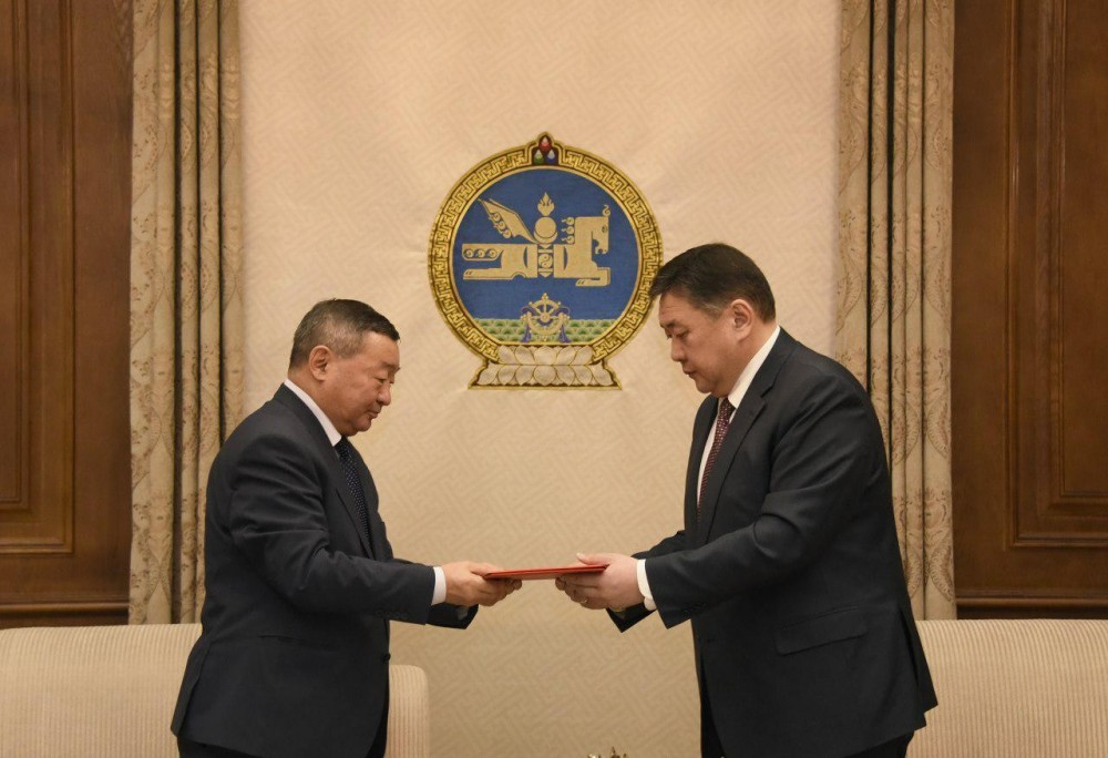 Газрыг улсын тусгай хэрэгцээнд ашиглах тухай БНХАУ ын хүсэлтийг УИХ д уламжиллаа