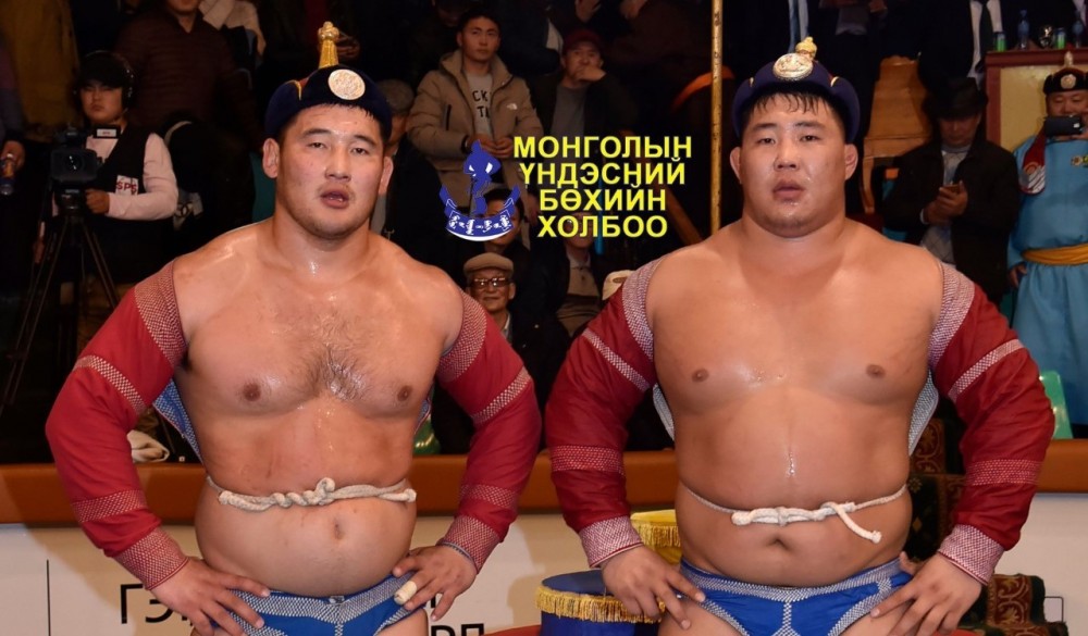 Түрүү бөх зургаан сая төгрөг гардлаа