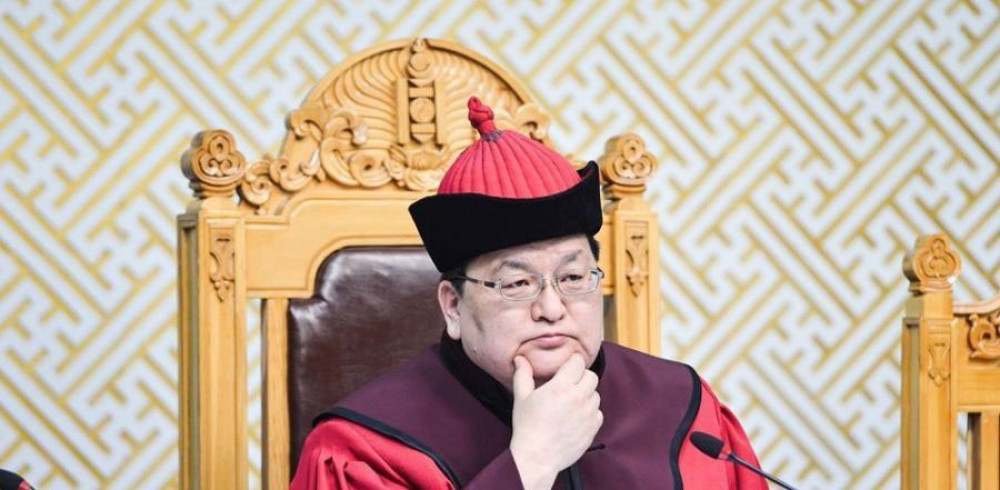 Д.Одбаярыг Үндсэн хуулийн цэцийн гишүүнээс чөлөөллөө