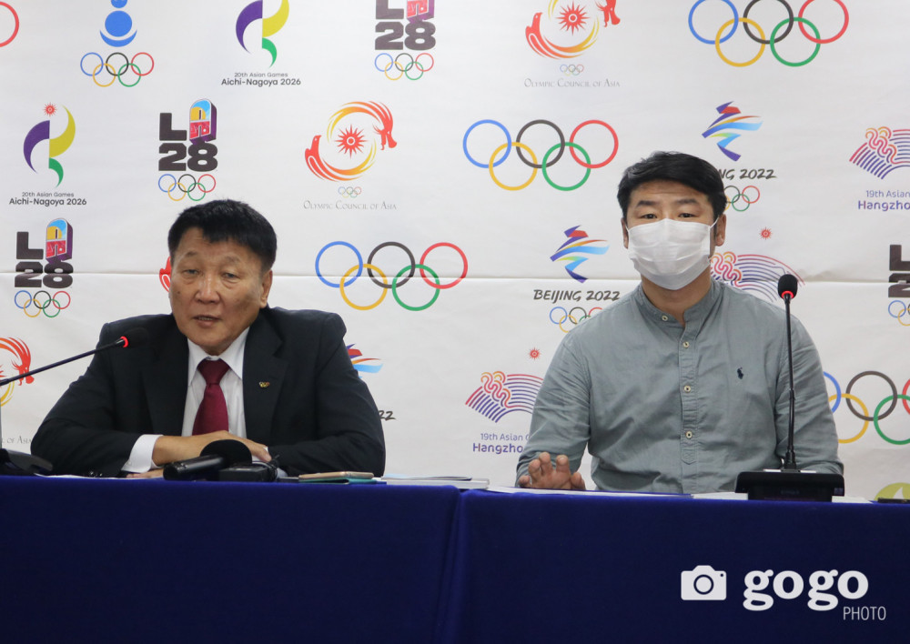 Комиссын гишүүд ажлаа өгсөн тул МҮОХ ны ерөнхийлөгчийн сонгуулийг хойшлууллаа