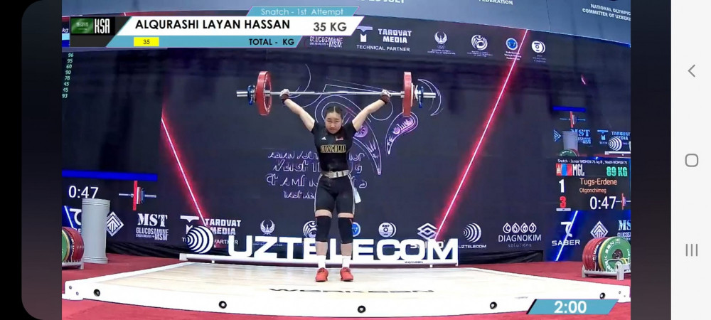 О Төгс Эрдэнэ хүндийн өргөлтийн өсвөрийн Азийн аварга боллоо