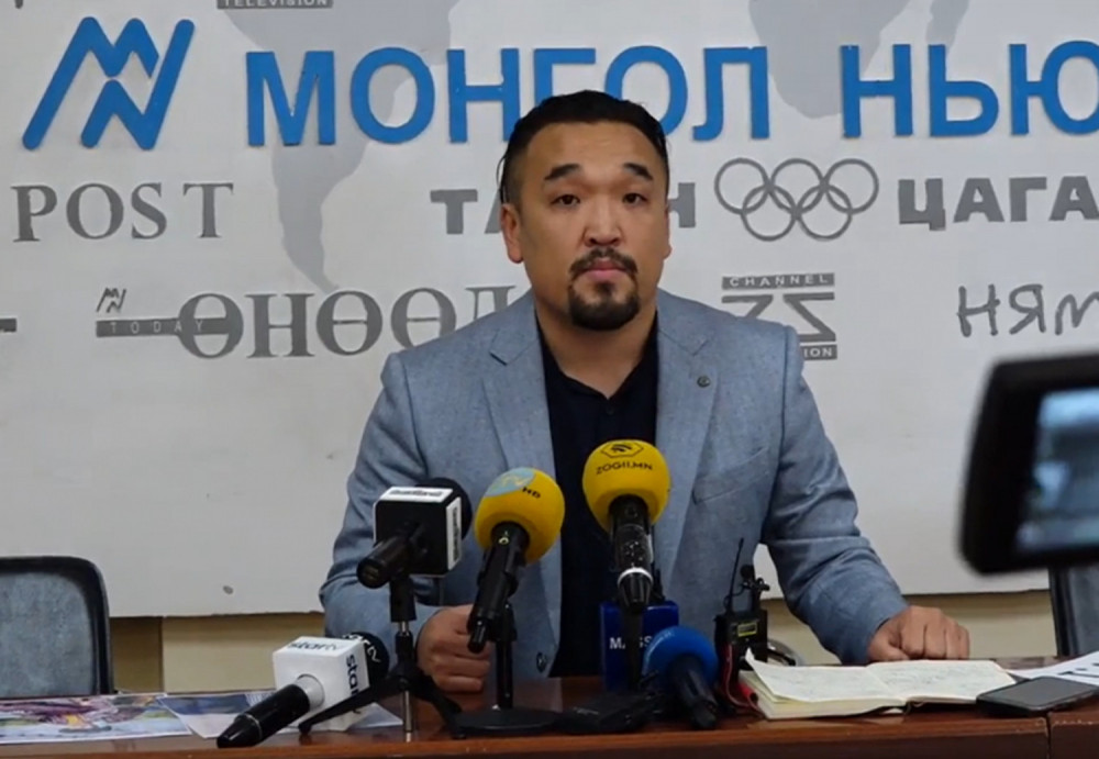 Олон нийтийн газар хэрэлдэж маргасан иргэдийг 100 мянган төгрөгөөр торгов