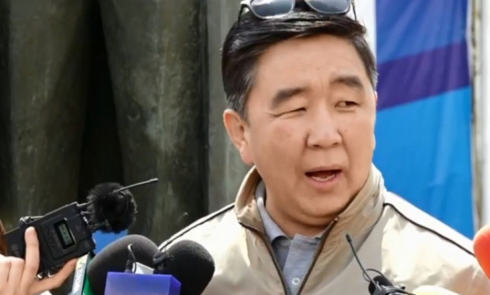 Д Мөнх Эрдэнийг дахин цагдан хорихоор болжээ