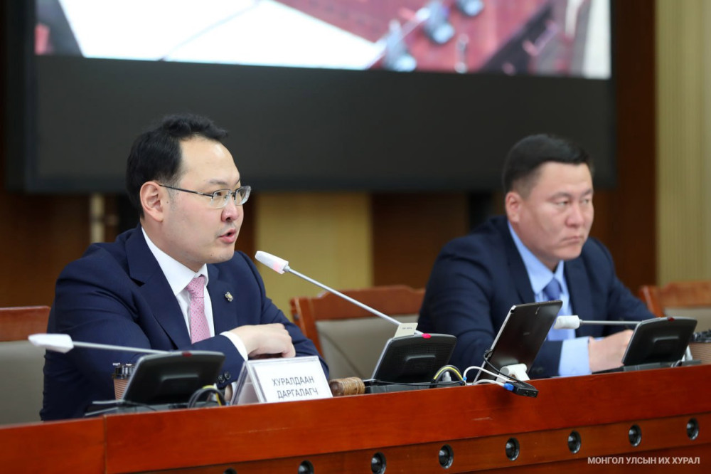 Хуулийн төслүүдийг хэлэлцүүлэгт бэлтгэх “Ажлын хэсэг” байгуулах төслийг баталлаа