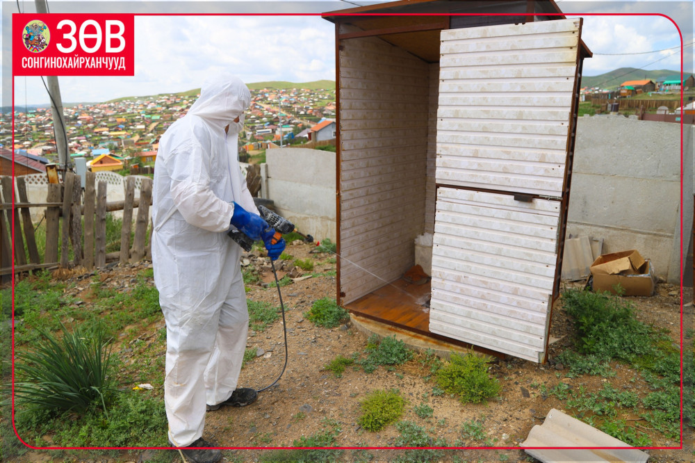 Гэр хорооллын нүхэн жорлон бохирын цооногийг ариутгах ажил үргэлжилж байна