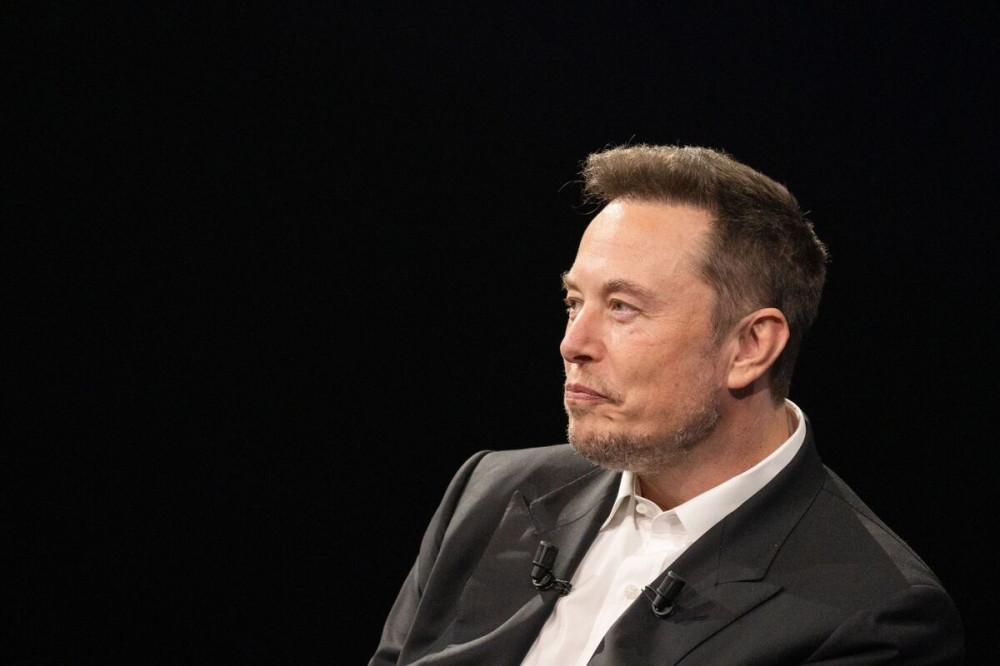 Илон Маскийн “Neuralink” компани чип бүхий тархины суулгац бүтээхэд ...