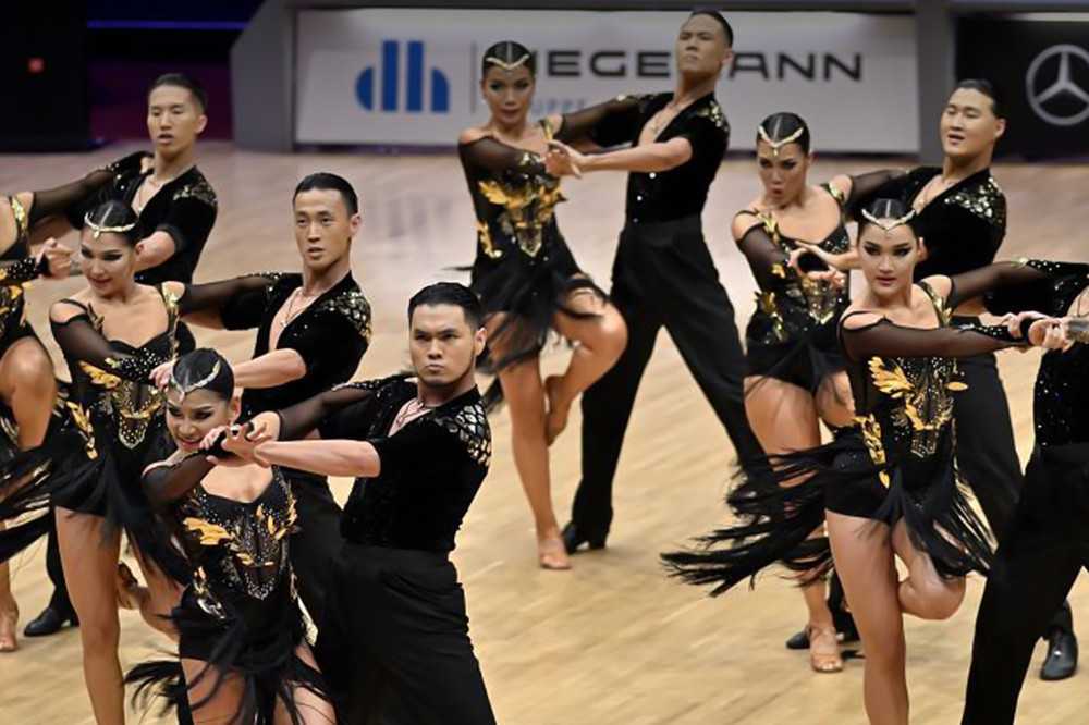 “Moon Dance” хамтлаг дэлхийн аваргыг зорилоо