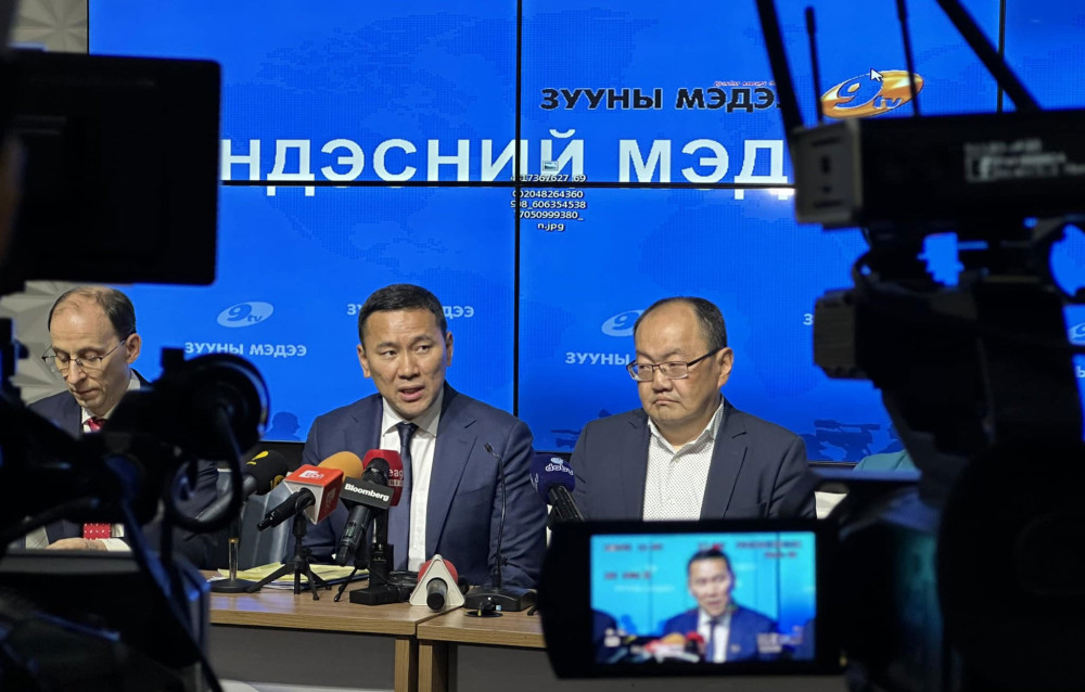 Д Энхтүвшин Хуулийн төслийг хэлэлцэхгүй бол гаднын хөрөнгө оруулагчдын
