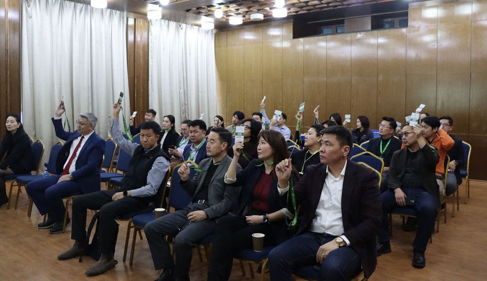 Уул уурхайн салбараас улс төрийн нам хүчнүүдэд хандан уриалга гаргалаа