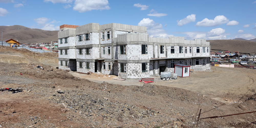 Сургууль цэцэрлэгийн царцсан барилгуудыг АТГ т шалгуулна