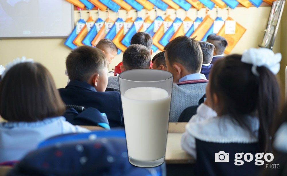 Primary and middle school students to have milk 3 times a week