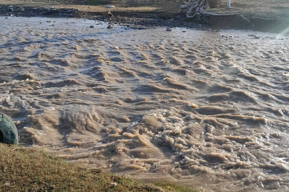 Ховдод зарим гол үерлэж байгаа тул сэрэмжтэй байхыг анхааруулав