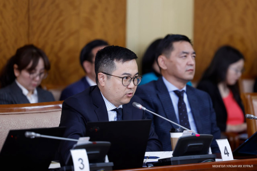ЧУУЛГАН Шинэ Зуунмод хотын эрх зүйн байдлын тухай хуулийн төслийг хэлэлцэж байна