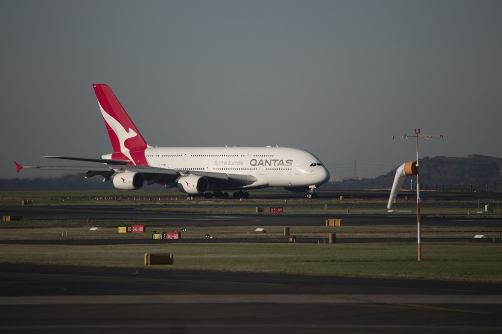 “Qantas Airways” нэр төрөө сэргээхээр их хэмжээний мөнгө зарцуулснаас ...