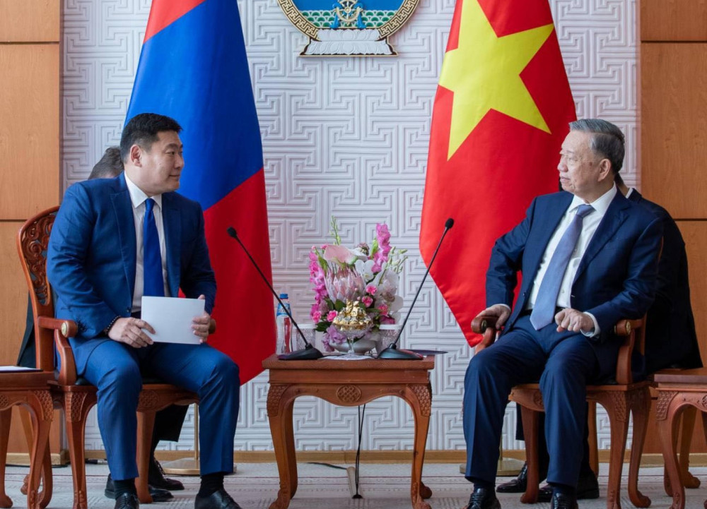 Засгийн газраас Вьетнамд 200 мянган ам долларын тусламж үзүүлнэ