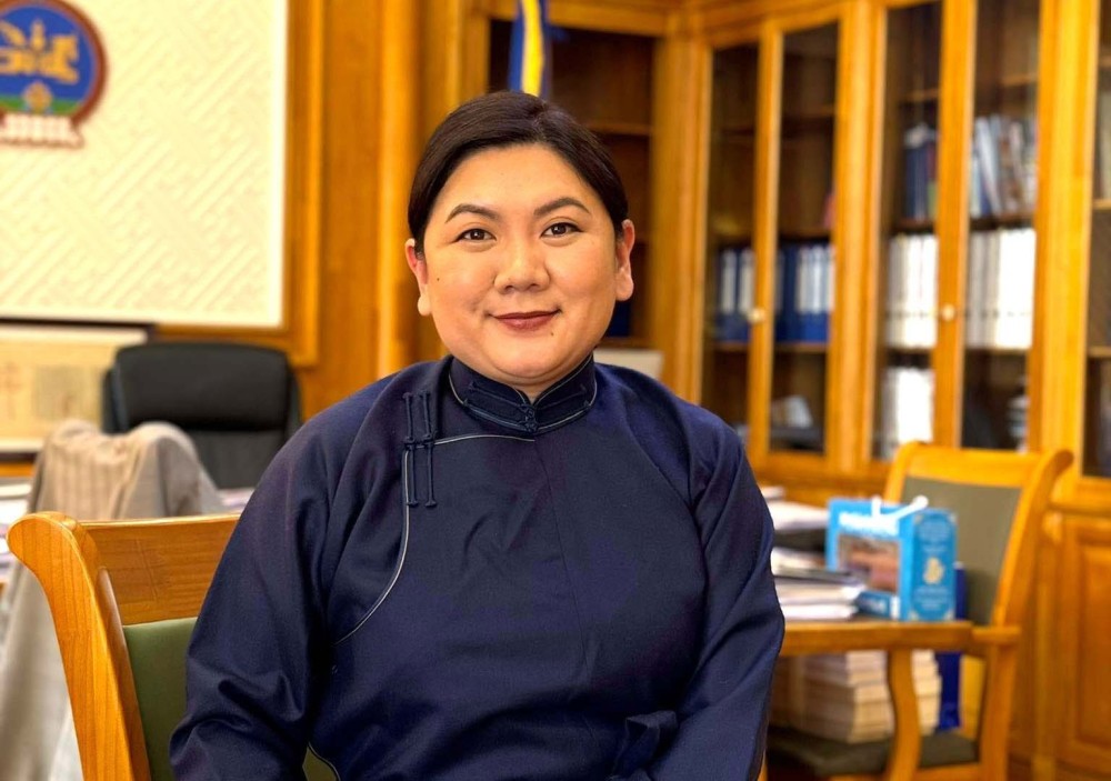 ЗГХЭГ ын Тэргүүн дэд дарга Б Солонгоо Ерөнхий сайдын зөвлөх боллоо