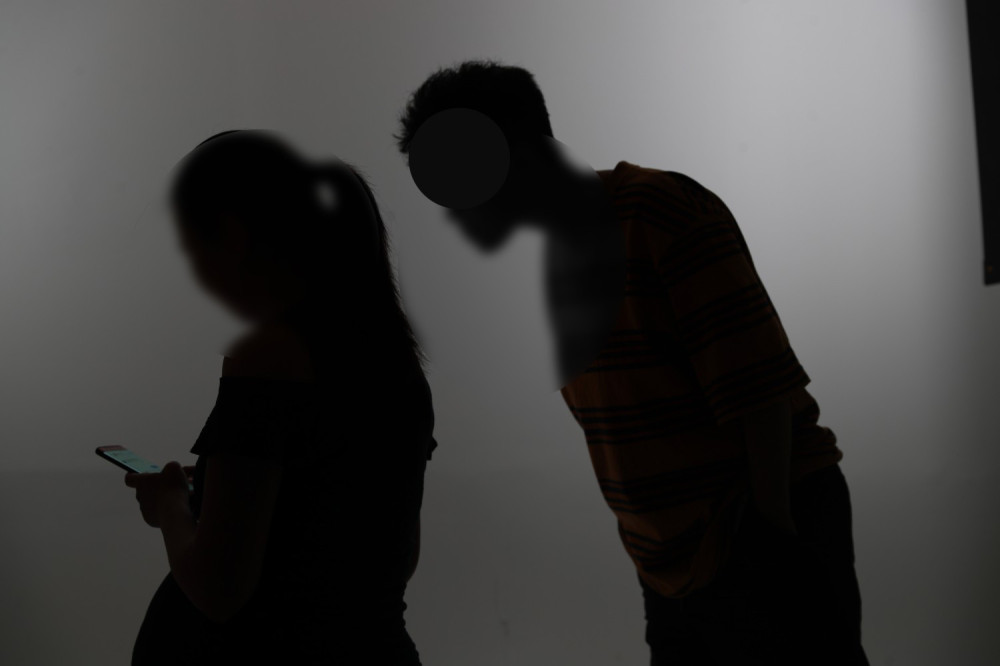 Гэр бүлийн хүнээ байнга зоддог хэрцгийгээр харьцсан гэх 773 хэргийг прокурор хянажээ