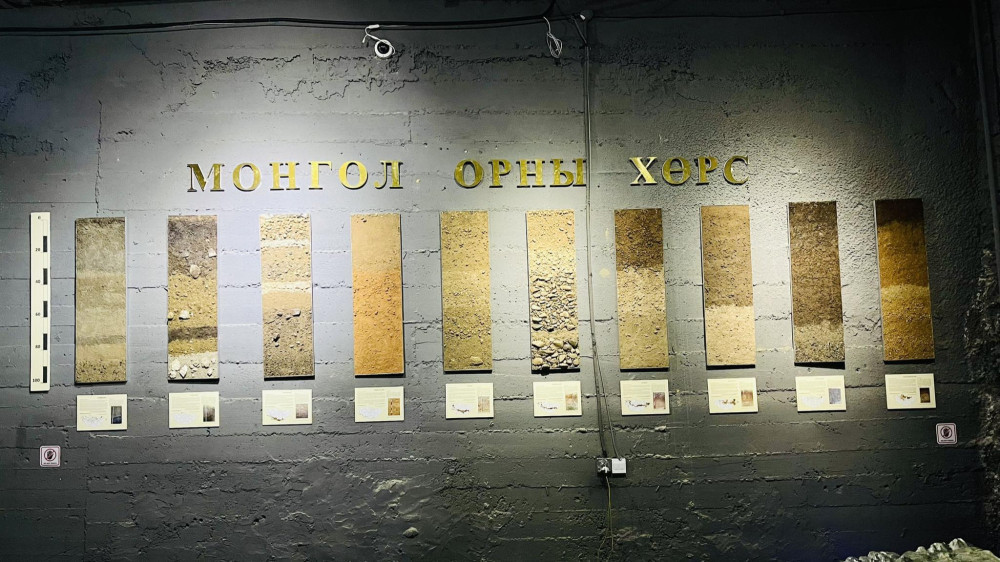 10 types of soil monoliths prevailing in Mongolia placed in museum