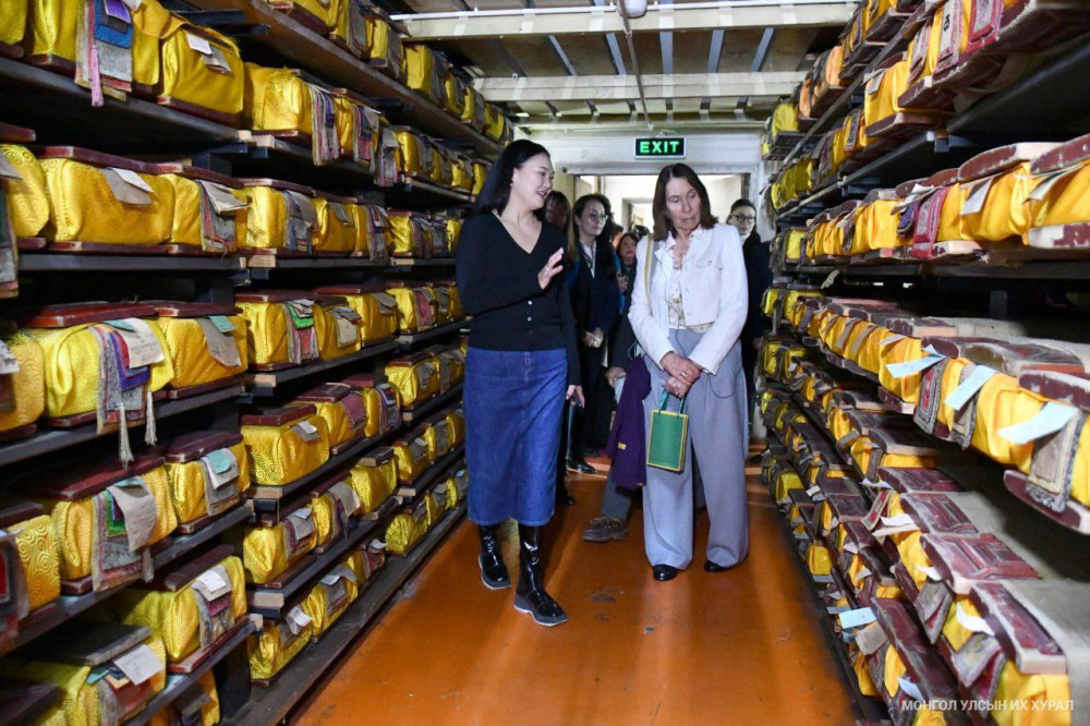 The collection of the National Library is a symbol of the Mongolian ...