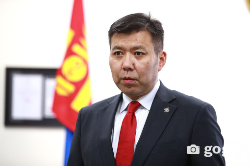 Бага насны хүүхдийг хөнөөсөн хүчиндсэн хүнд оноох ялыг 25 жил болгож нэмнэ